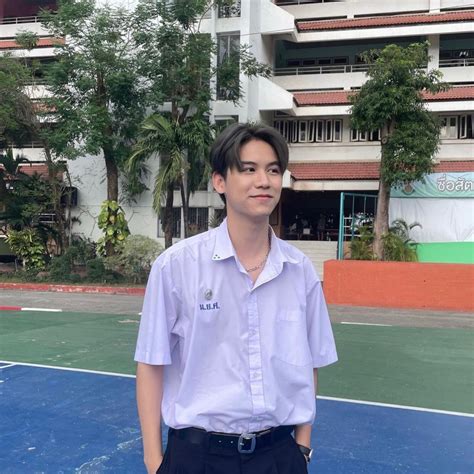 ปักพินโดย Beccs ใน Actors สไตล์หนุ่มๆ นักแสดง คู่หวาน