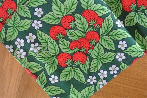 Vintage Swedish Cotton Tablecloth 1970s Strawberry Floral Print Etsy