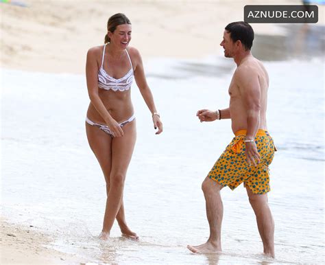 Rhea Durham And Mark Wahlberg Share A Romantic Moment While Swimming During Their Vacation In