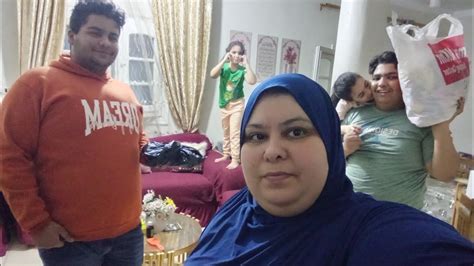 ماما بوسي لازم تتغدي كوبيبه ولحمه من أيدي النهارده يالله يعيال بسرعه