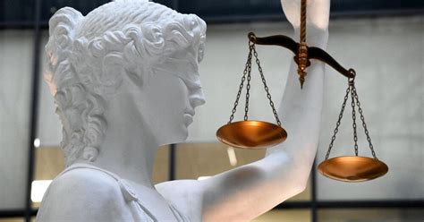 В Приморье будут судить супружескую пару по обвинению в истязании сына Новости Mail