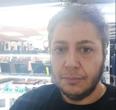 چهره غمناک مازیار لرستانی در مراسم فریماه فرجامی مازیار لرستانی جگر