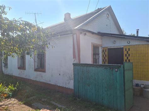 1 4 частина трикімнатної квартири №3 загальною площею 54 8 кв м житловою площею 35 0 кв м