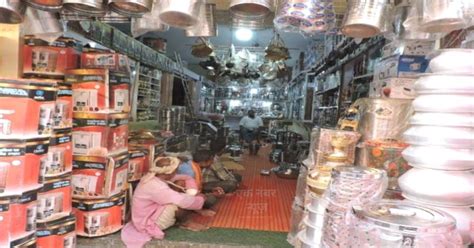 Jharkhand Utensil Shopkeeper Son Ravi Kumar Became Ias Officer