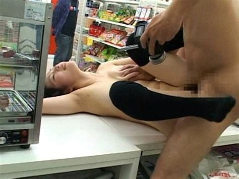 Dvdes 007 コンビニで立ち読みや買い物しながら他人にバレないよう羞恥露出fuck Javbus