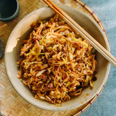Hot And Sour Cabbage The Woks Of Life