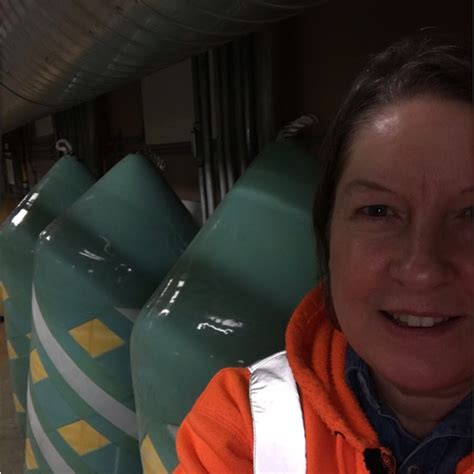 Leslie Wright Youtube