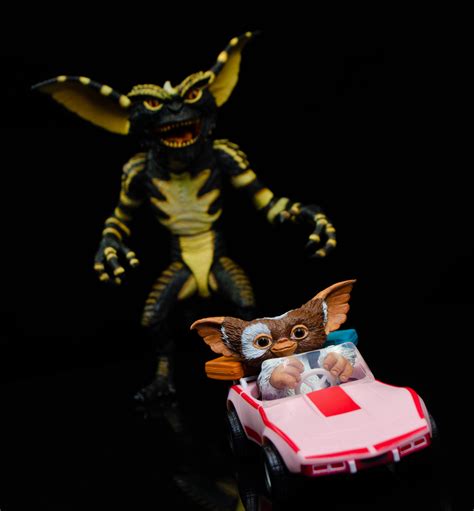 Neca Gremlins Accessory Set Review Drive