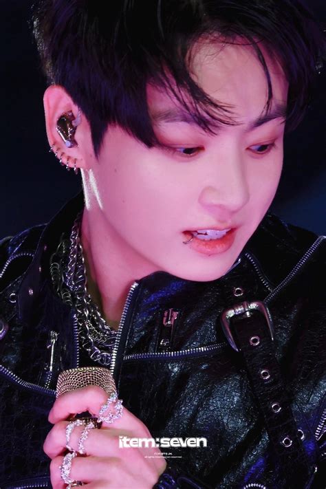 260502 Jungkook Arirang World Tour In El Paso Day 1 Koko San 🐇🐰🥰