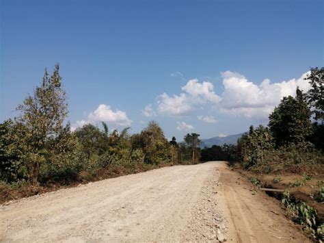 လှိုင်းဘွဲ ရှမ်းရွာသစ်သွား ကတ္တရာလမ်းမှ ထီးတပလူးထကျေးရွာချင်းဆက်လမ်း မြေသားလမ်း ဖောက်လုပ်ခြင