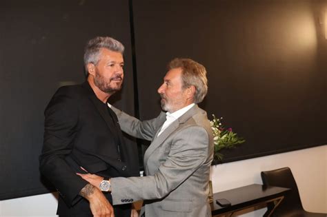 Las Primeras Fotos De Marcelo Tinelli En América Firma Del Contrato Y