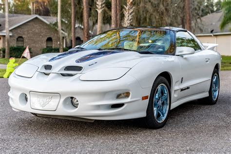 10k Mile 1999 Pontiac Firebird Trans Am 30th Anniversary Edition 6