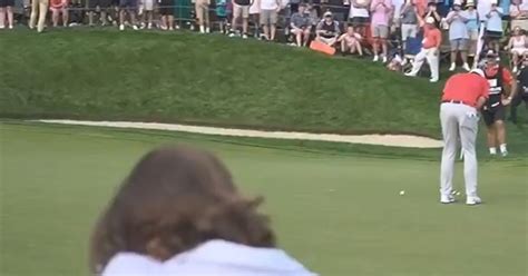 브래들리 우승퍼트에 눈가린 플리트우드 Pga 통산상금 59위로‘우승 없이 4승 김시우 추월