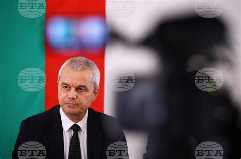 Лидерът на Възраждане Костадин Костадинов поздрави българите за Деня на будителите Утро