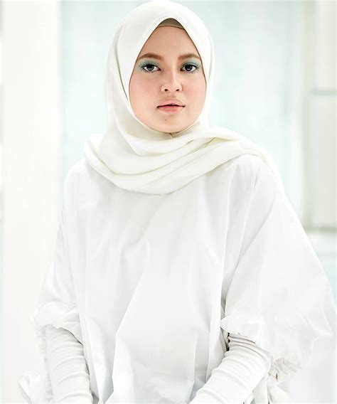 Fresh Face 2017 Nisha Ezzati