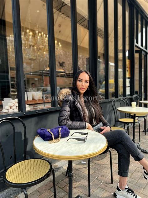 Escort Pream London Uk