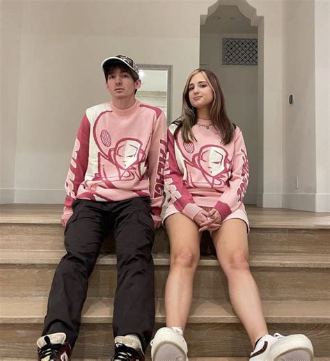 Who Is Polar Cub Is She Revealed Her Face Know About Her Age Real Name