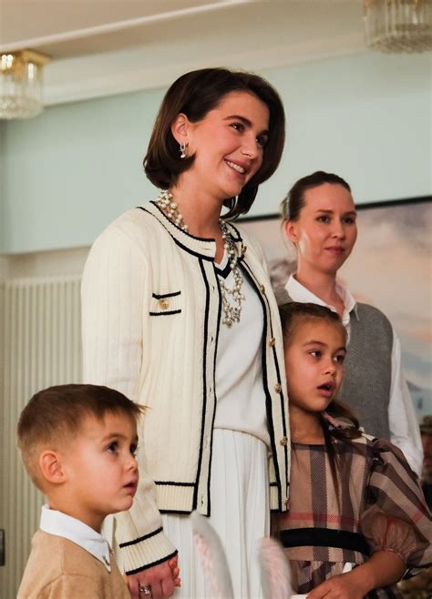 1 й сезон сериала Бедные смеются богатые плачут содержание серий телесериала Бедные смеются