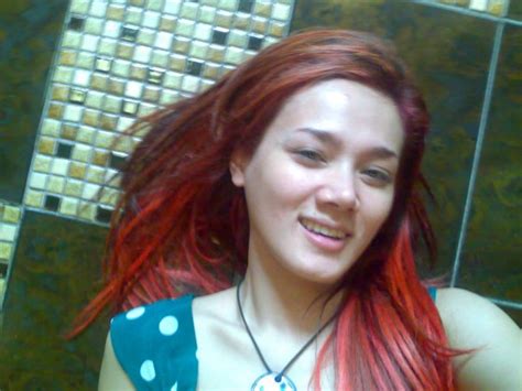 Mulan Jameela Seksi Polkadot Tank Top Foto Sexy Artis Indonesia