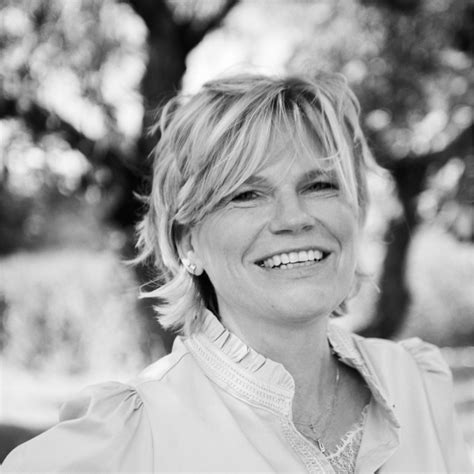 Hester Vos Eigenaar Tuincentrum Planten And Zo Linkedin