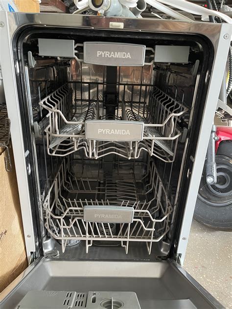 Посудомийна машина посудомоечная машина 6 500 грн Посуд кухонне приладдя Одеса на Olx