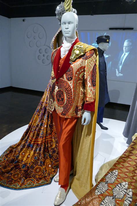 Hollywood Movie Costumes And Props Coming 2 America Movie Costumes On