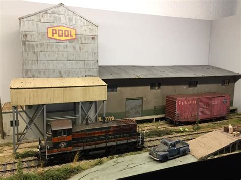 Small Model Railroads