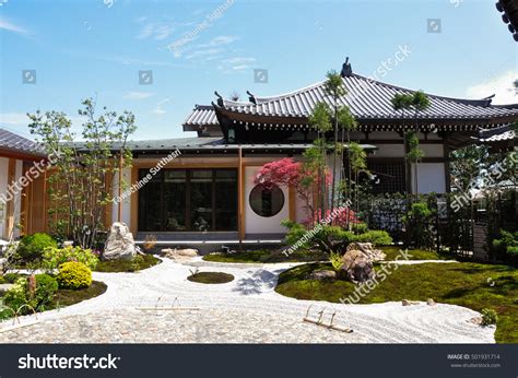 Japanese Roof Garden House Japanese Courtyard Garden Pattaya Thai