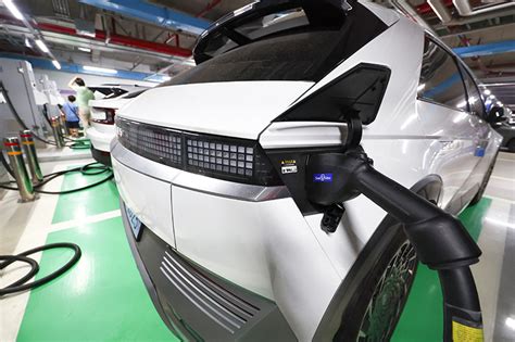 글로벌 전기차 배터리 사용량 50 껑충국산 배터리 점유율은 감소