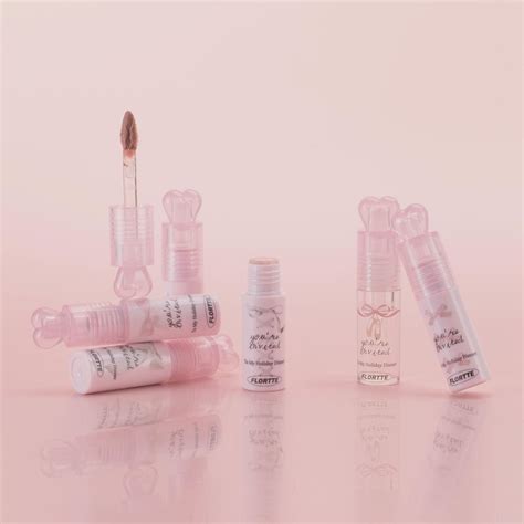 Small Bowknot Series Film Forming Lip Cream T Set Flortte
