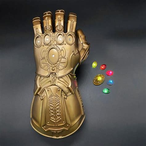 타노스 건틀렛을 착용하면 어떤 능력을 얻을 수 있나요 Leisure Centre