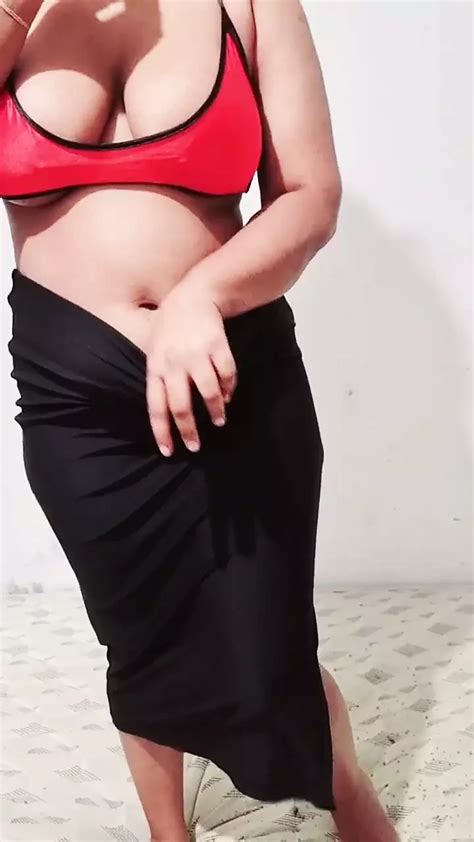 Sri Lankan Girl Undressing And Dress Changing Asian Porn XHamster