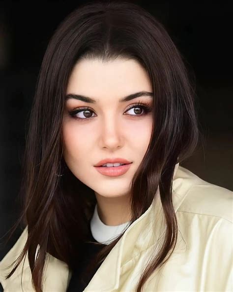 Discover More Like Gentlemanboners Hande Ercel And Related Content Scrolller