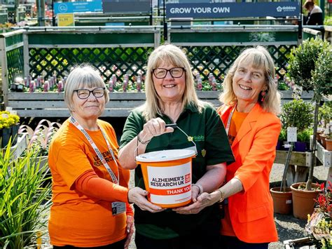 Love Your Lawn With Dobbies News Whats On Glasgow