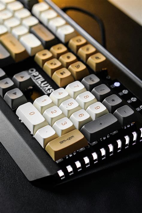 Pc 설정 Pc 액세서리 검은 색 키보드 검정과 회색 게임 설정 게임 액세서리 게임용 키보드 기계식 스위치 기계식