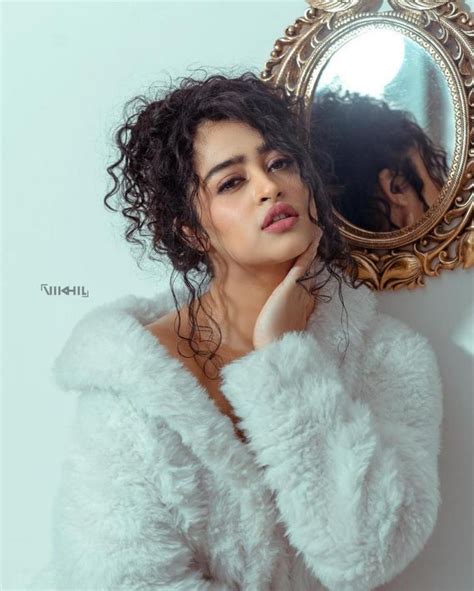 Apsara Rani Hot Pics Gallery