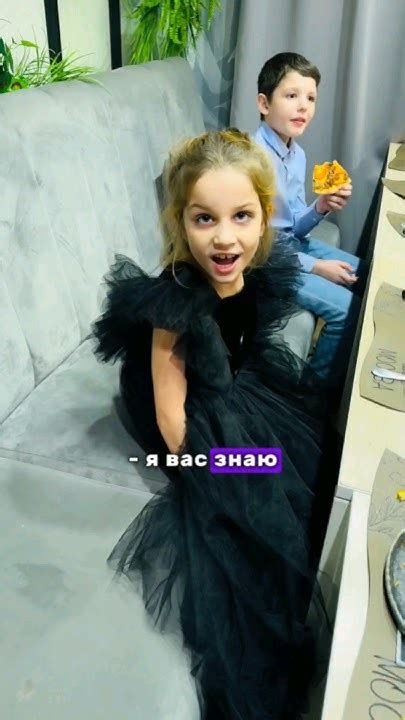 Софочка узнала голос оператора из Тик Ток Меняем ОПЕРАТОРА София с