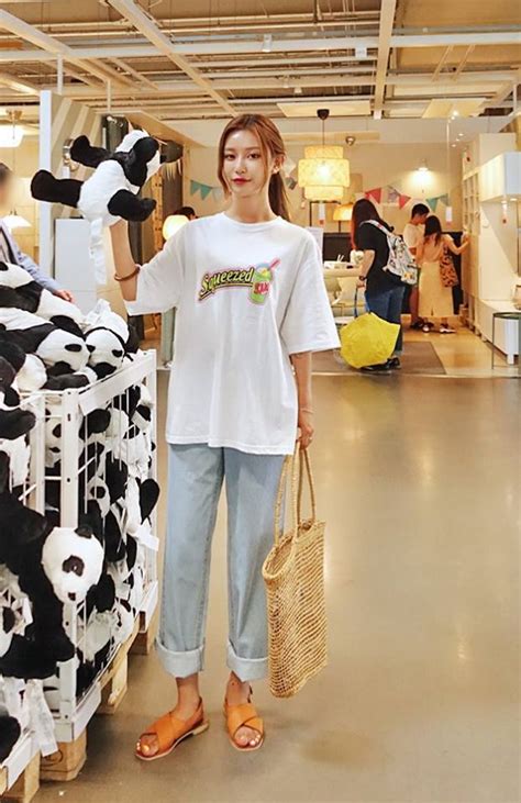 รวมไอเดีย แต่งตัวเที่ยวชิลล์ๆ แต่งง่ายๆ ได้ลุคสวยชิคแบบที่วัยรุ่นต้องการ