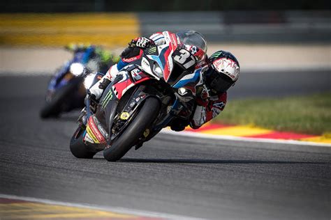 Back To The Carbon Fibre Future Lighter Stronger Carbon Forks On The Way Thanks To Bmw And Zf