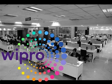 ஒரே நேரத்தில் 2 நிறுவனங்களில் வேலை செய்த 300 ஊழியர்களை விப்ரோ பணி நீக்கம் செய்துள்ளது தமிழ்க்களம்