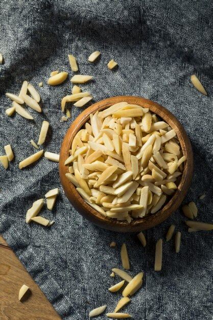 100 Slivered Pictures