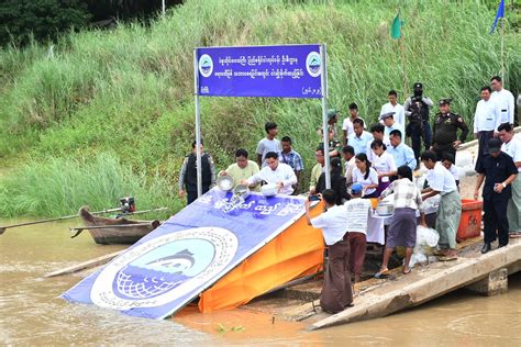 Myanmarnationalpost ပဲခူးတိုင်းဒေသကြီးဝန်ကြီးချုပ် ဦးမျိုးဆွေဝင်း ပြည်မြို့ဧရာဝတီသဘာဝရေပြင်အတွင