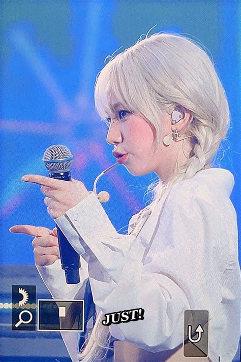 금발 벽안 양갈래 머리 인스티즈instiz 이슈 카테고리