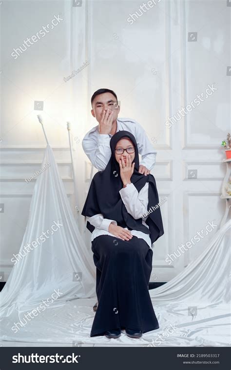 Male Female Model Couple Studio Room Stock Photo 2189503317 Shutterstock