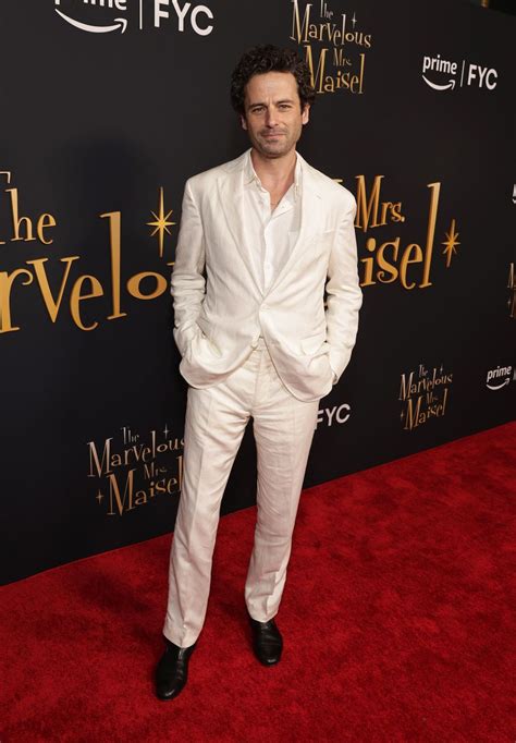 Gilmore Girls Creators Launch New Show Étoile Brit Co