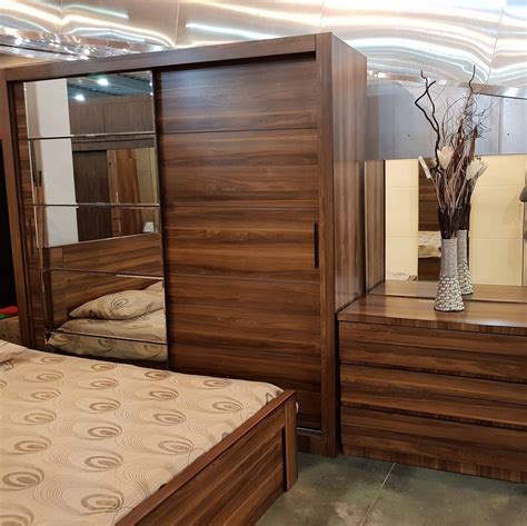 დე ლუქსი