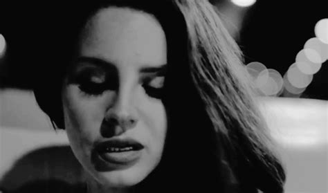 Lana Del Rey Westkust  Youre Riding Down The Road And The Sky