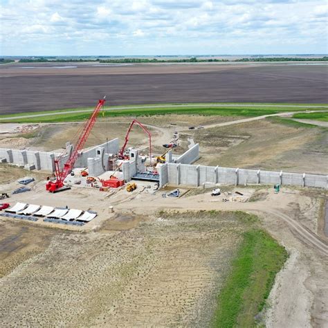 Diversion Inlet Structure