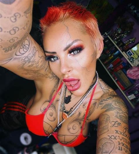 Leoni Baltz Boobpedia Encyclopedia Of Big Boobs