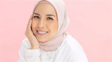 Disebut Bak Gadis Arab Tya Ariestya Pamer Wajah Cantik Ala Bule Di Medsos Emang Boleh Secantik